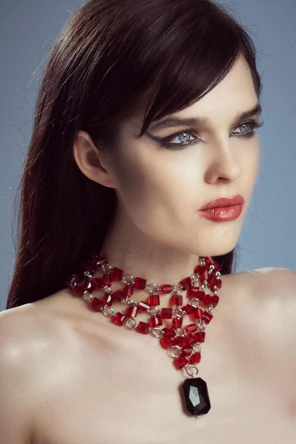 Chokers – Chained By Sedona